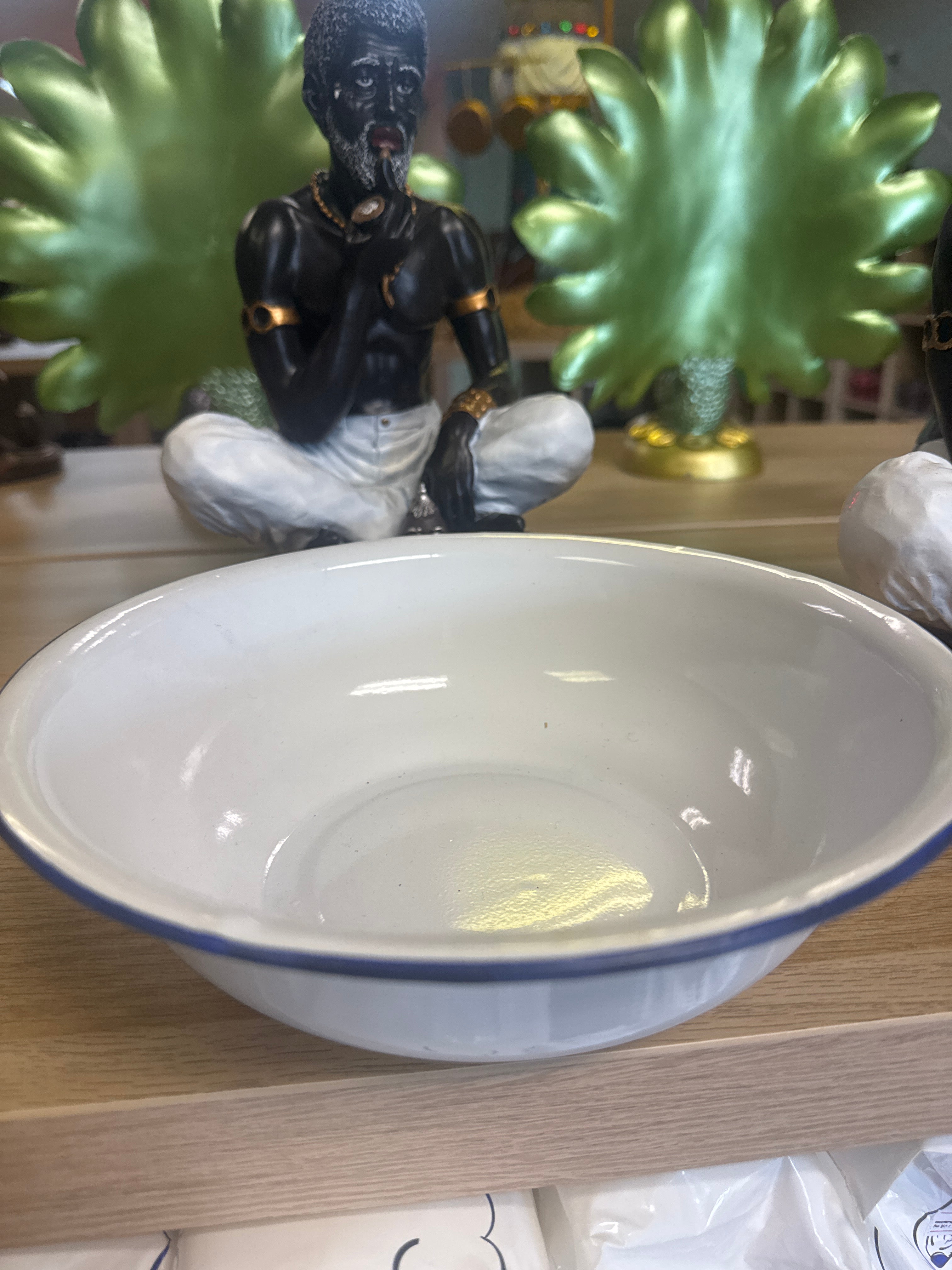 White Enamel plates – Bessie’s Conjure Kitchen